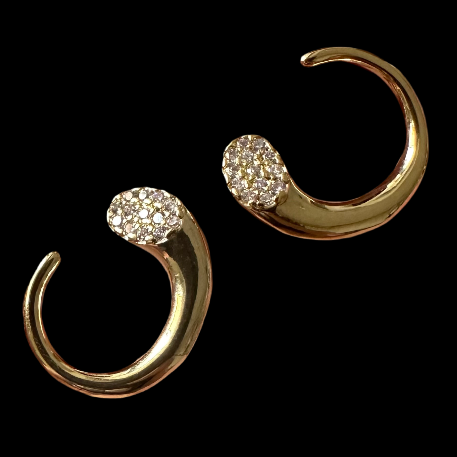 Mini Coma Earrings – CBDesign